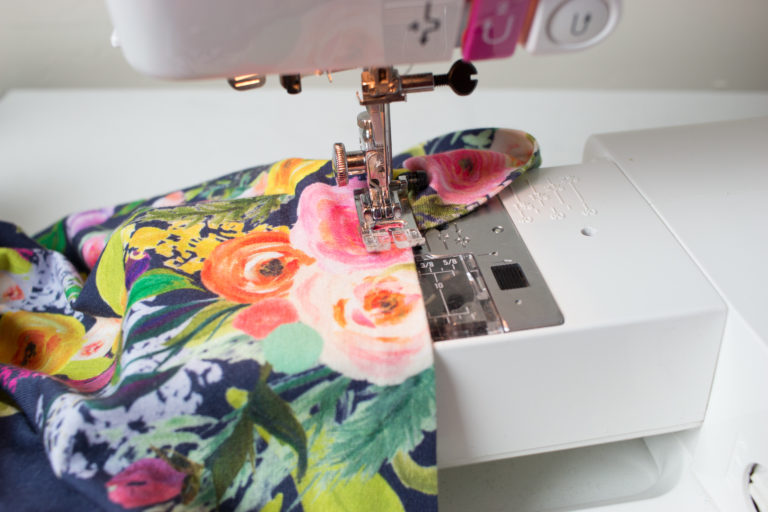 Car Seat Cover Pattern & Sewing Tutorial | Spoonflower - Sweet Red Poppy