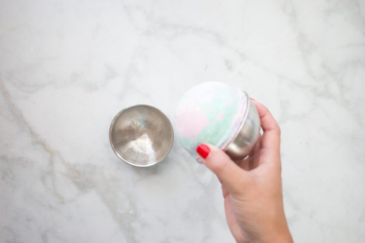 DIY Mermaid Bath Bomb Tutorial - Sweet Red Poppy