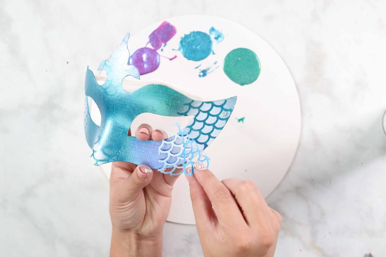 DIY Handmade Halloween Costume Mask - Sweet Red Poppy