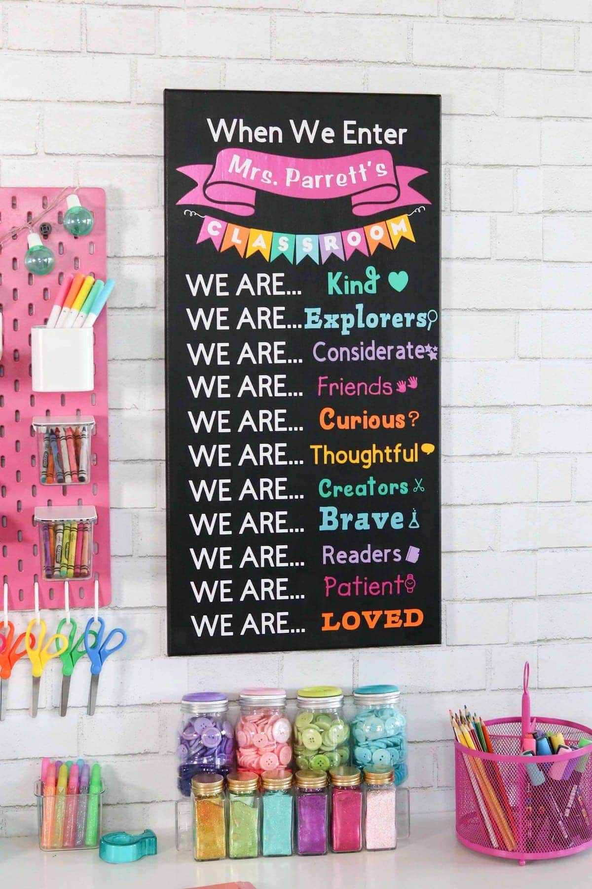 DIY Back to School Classroom Board | Cricut - Sweet Red Poppy