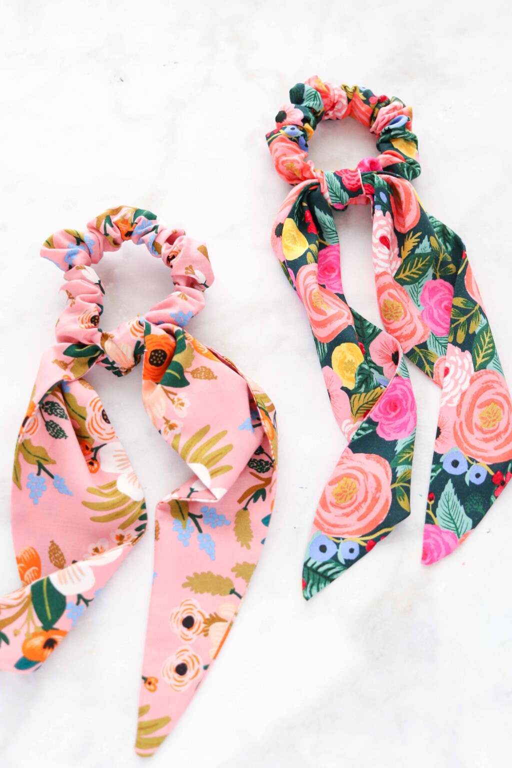 DIY How to Make A Scrunchie | Free Sewing Pattern - Sweet Red Poppy