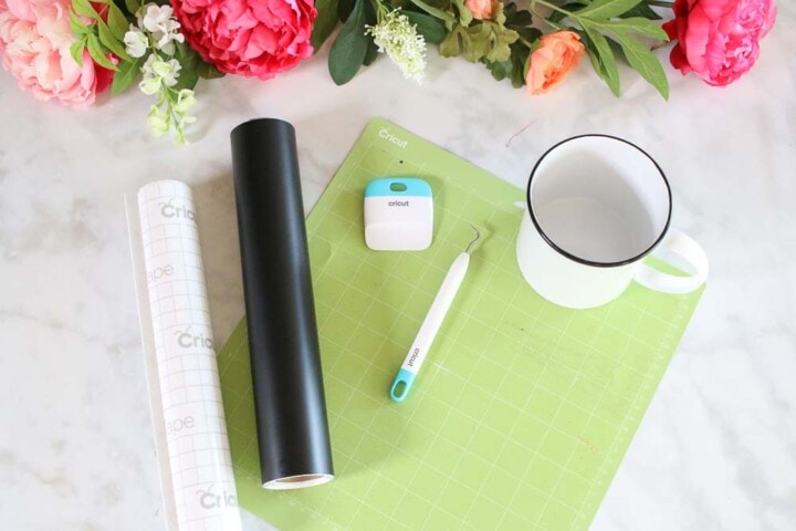 How to Cut Vinyl on Cricut: a Step by Step Tutorial - Sweet Red Poppy