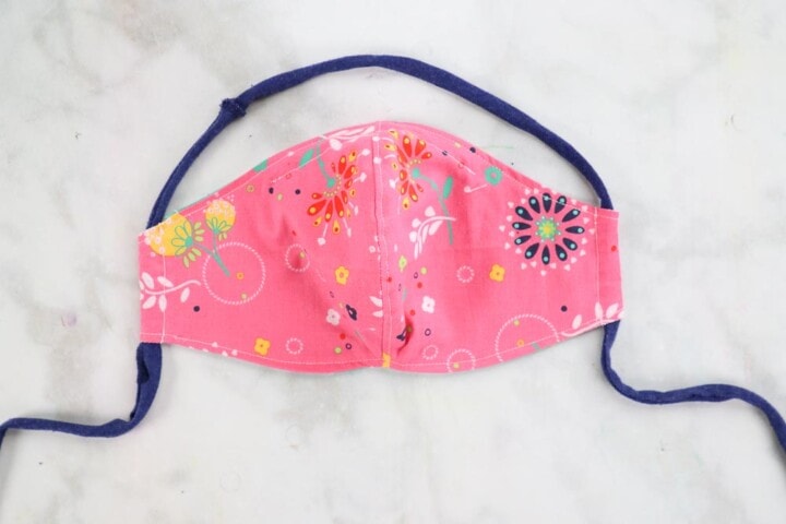 How to Sew a Fitted Face Mask with Casing (Paracord) - Sweet Red Poppy