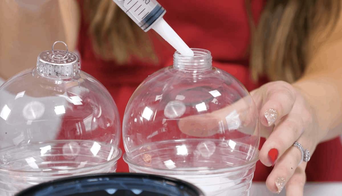 Make a Santa Cam with supplies from Dollar Tree! - Sweet Red Poppy