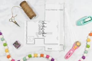 Zippered Box Pouch | US sewing | Sweet Red Poppy