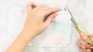 Free Apron Sewing Pattern - Sweet Red Poppy