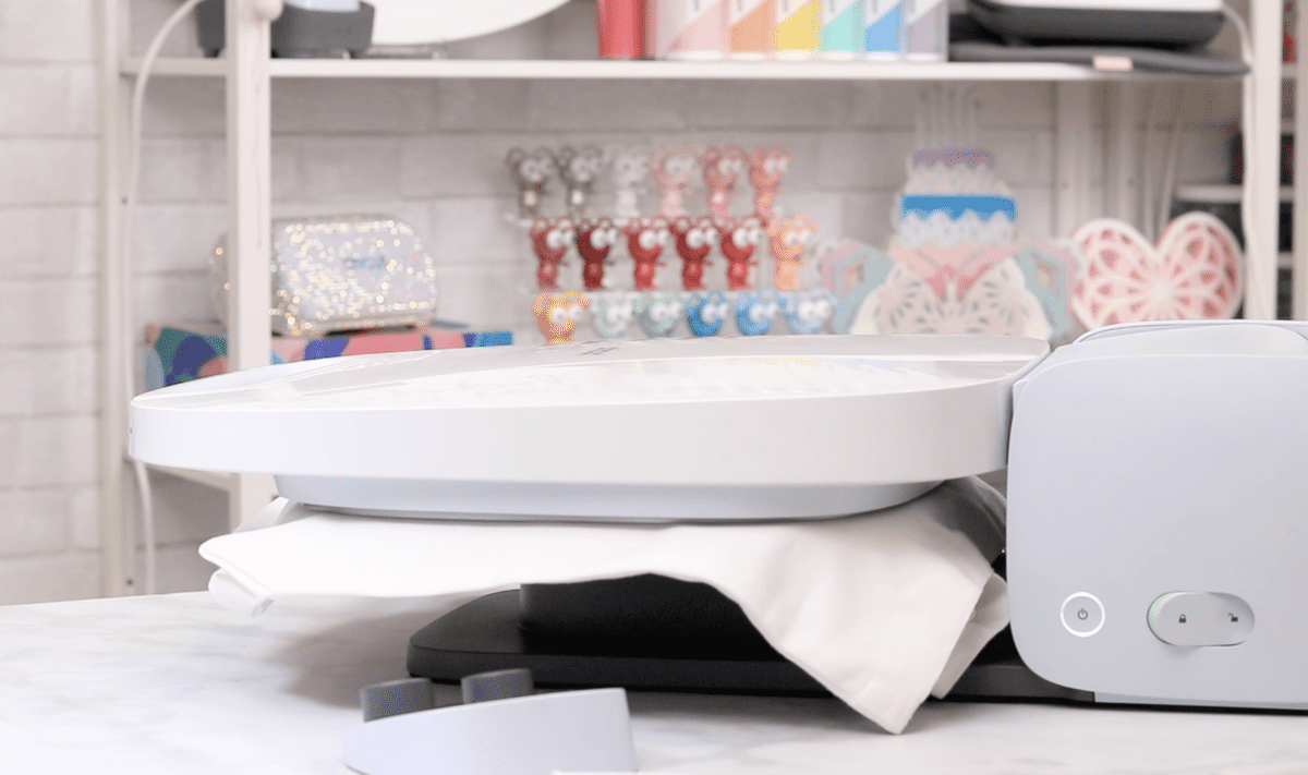 How to Use the Cricut Autopress - Sweet Red Poppy