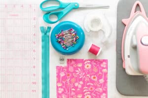 How to Sew a Lapped Zipper - Sweet Red Poppy