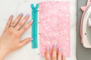 How to Sew a Lapped Zipper - Sweet Red Poppy