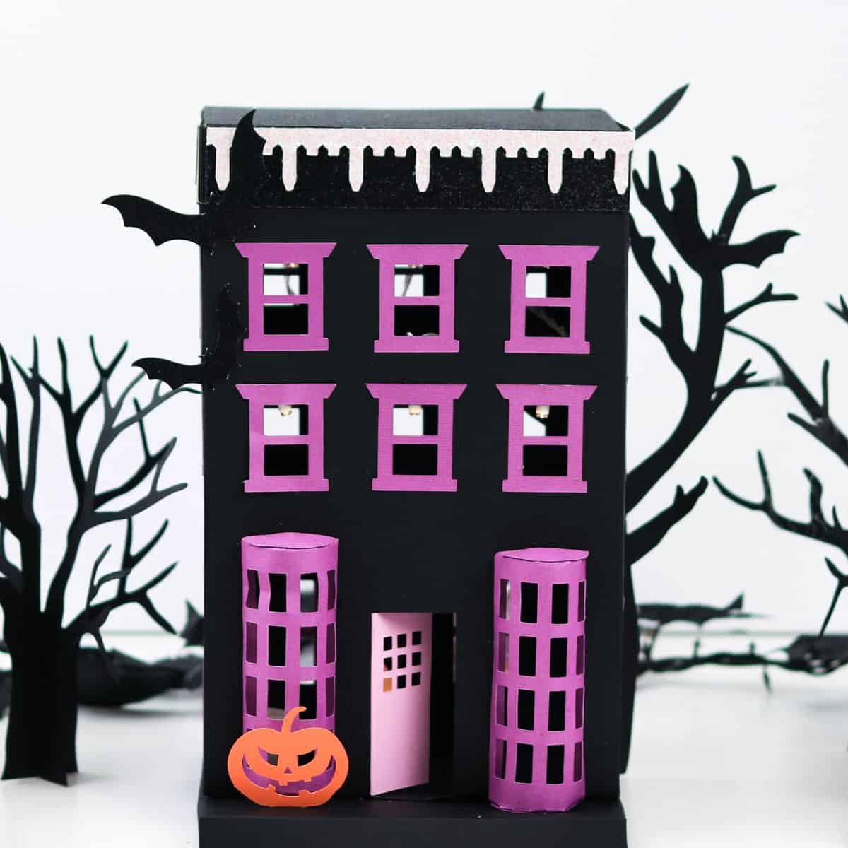 Spooky Halloween Building - Sweet Red Poppy