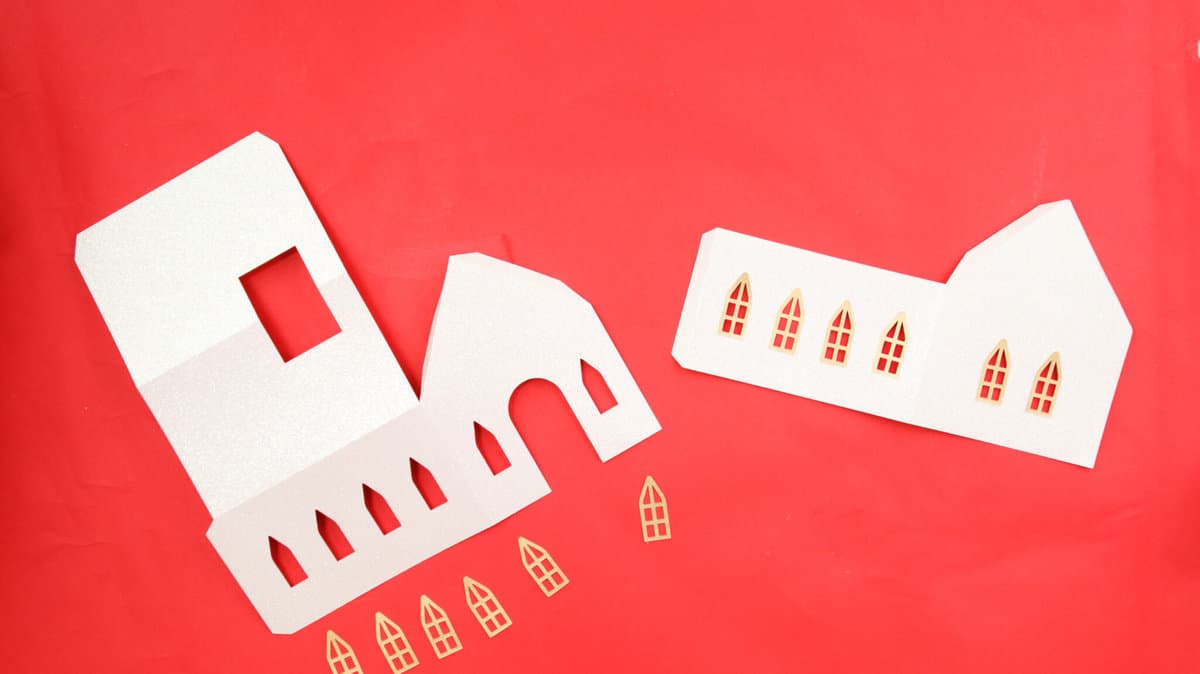 Christmas Paper Church - Sweet Red Poppy