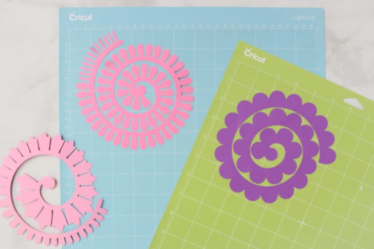 Free Rolled Paper Flower Wreath Template - Sweet Red Poppy