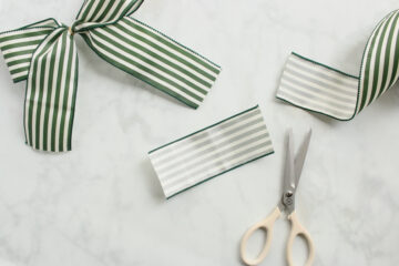 How to Tie a Perfect Bow with Ribbon - Seven Ways - Sweet Red Poppy