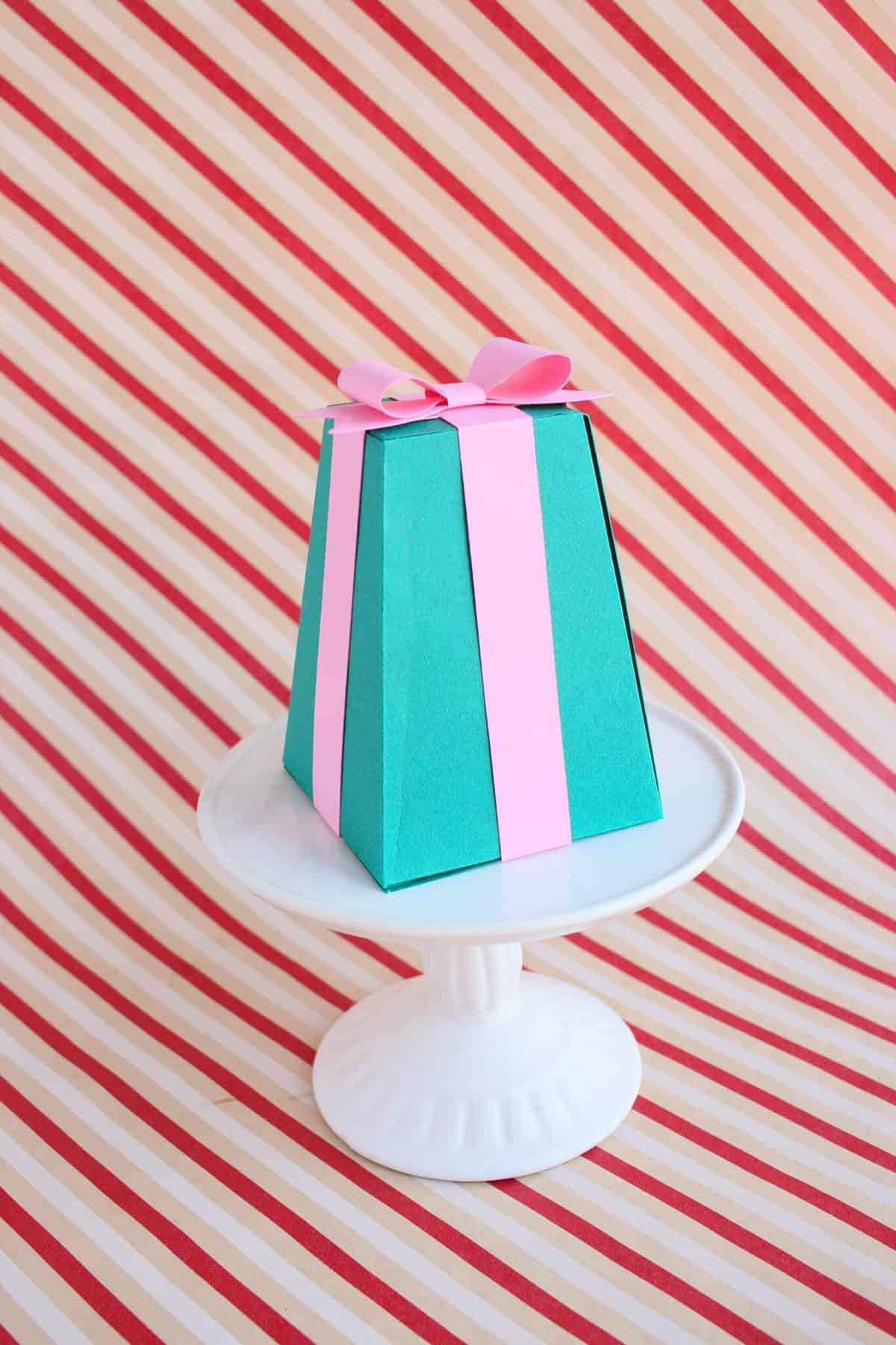 5 Cricut Gift Box Template SVG Files - Sweet Red Poppy