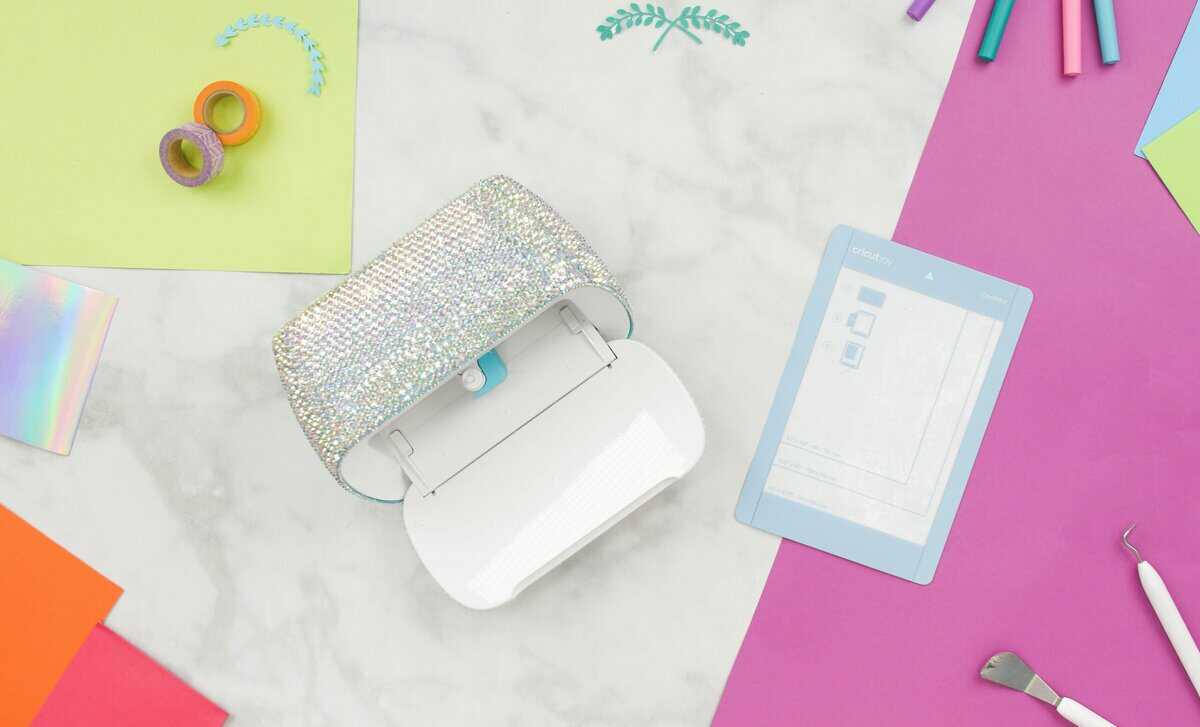 How to Use the Cricut 2x2 Card Mat - Sweet Red Poppy