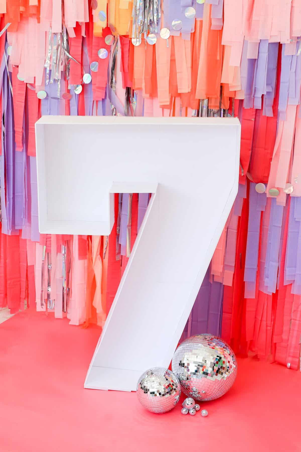 How to Make Giant Marquee Numbers with Foam Boards - Sweet Red Poppy
