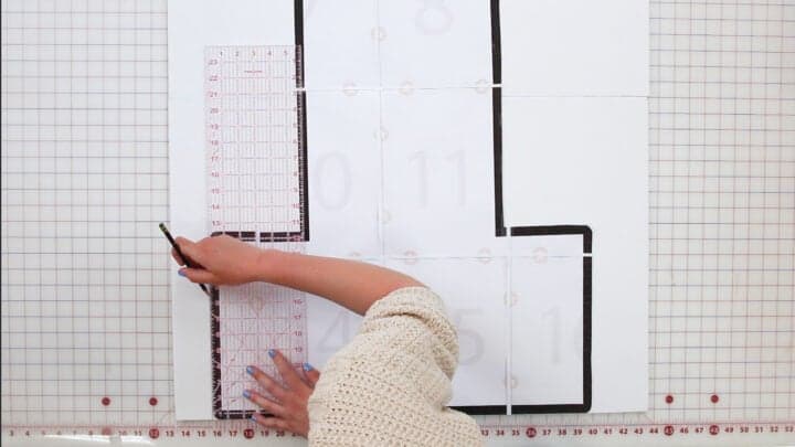 How to Make Giant Marquee Numbers with Foam Boards - Sweet Red Poppy