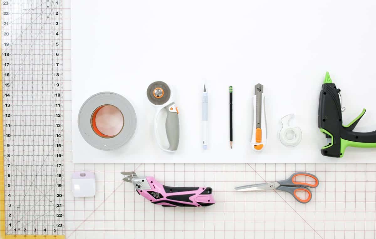 How to Make Giant Marquee Numbers with Foam Boards - Sweet Red Poppy