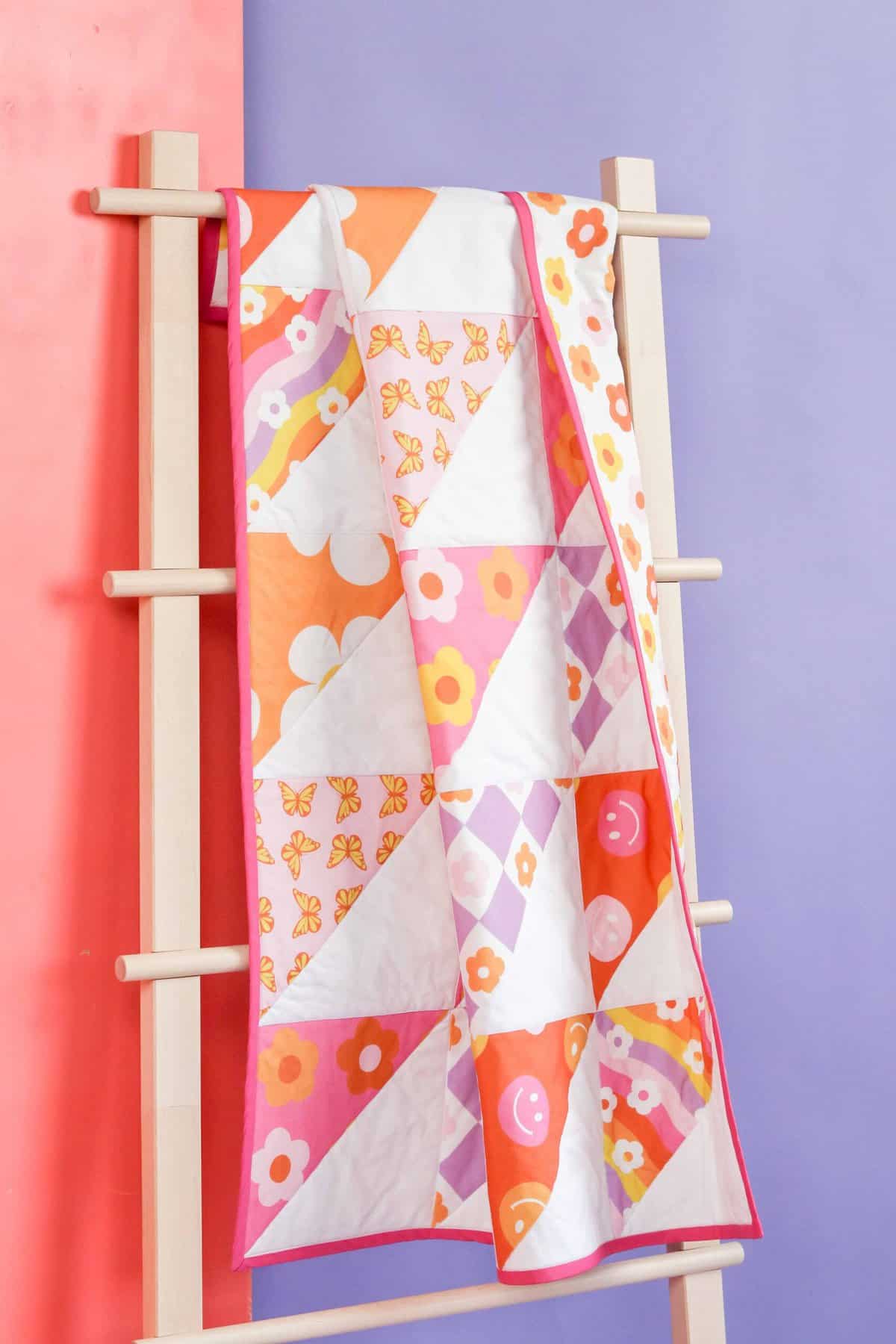 Easy Baby Quilt Pattern | Half Square Triangle Baby Quilt - Sweet Red Poppy