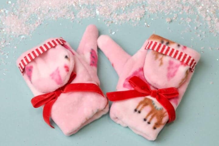 How to Make Fleece Mittens - Fleece Mittens Pattern - Sweet Red Poppy