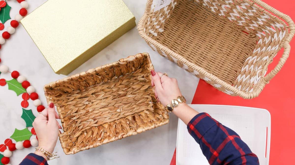 How to a Make Christmas Gift Basket in 5 Steps - Sweet Red Poppy