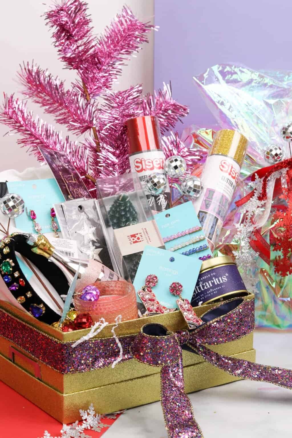 How to a Make Christmas Gift Basket in 5 Steps - Sweet Red Poppy