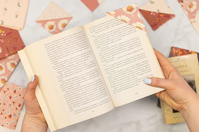 DIY Fabric Bookmarks - Two Free Patterns - Sweet Red Poppy