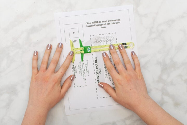 Keychain Chapstick Holder Pattern - Sweet Red Poppy