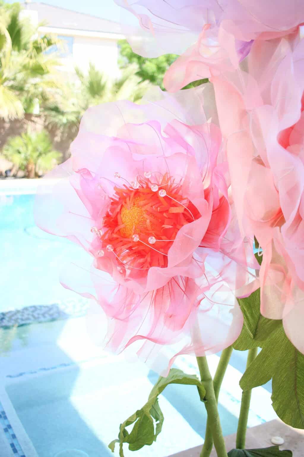 How to Make a Giant Standing Organza Fabric Flower - Sweet Red Poppy