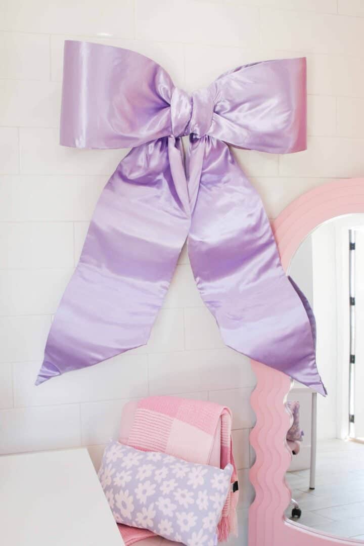 How to Make a Giant Fabric Wall Bow for Party Decor - Sweet Red Poppy