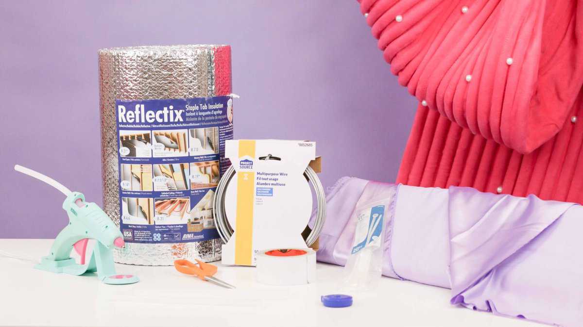 How to Make a Giant Fabric Wall Bow for Party Decor - Sweet Red Poppy