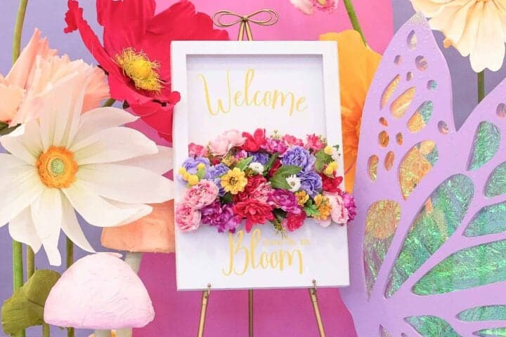 Personalized DIY Floral Bloom Box Sign Tutorial - Sweet Red Poppy