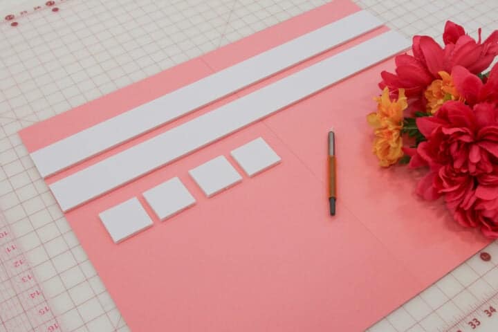 Personalized DIY Floral Bloom Box Sign Tutorial - Sweet Red Poppy