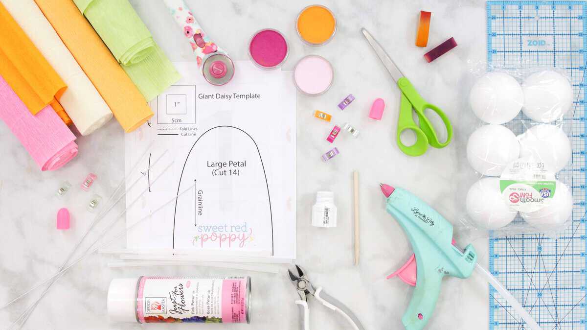 Large Crepe Paper Daisy Flower Tutorial - Sweet Red Poppy