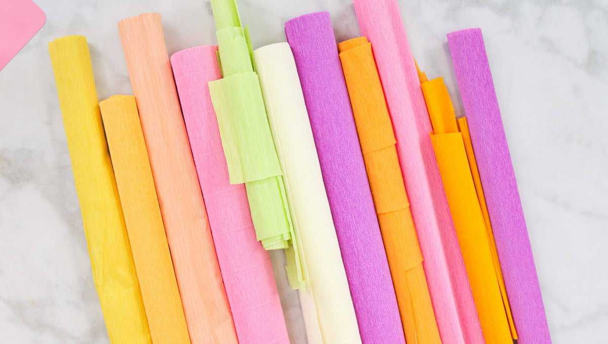 Large Crepe Paper Daisy Flower Tutorial - Sweet Red Poppy