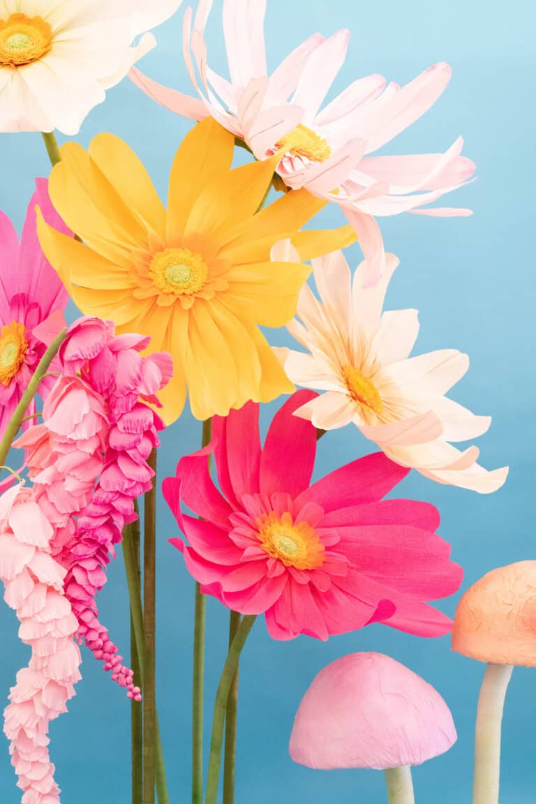 Large Crepe Paper Daisy Flower Tutorial - Sweet Red Poppy