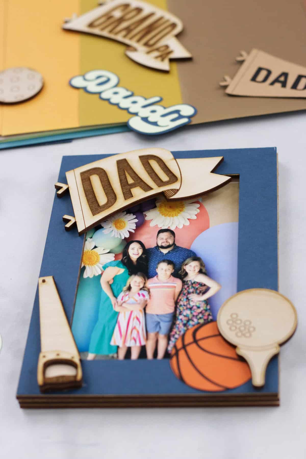 DIY Father's Day Magnetic Photo Frame - Sweet Red Poppy