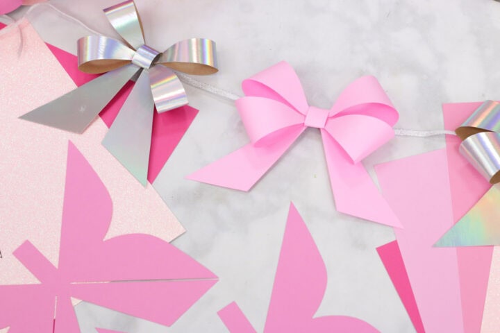 DIY Valentine Paper Bow Garland Template - Sweet Red Poppy